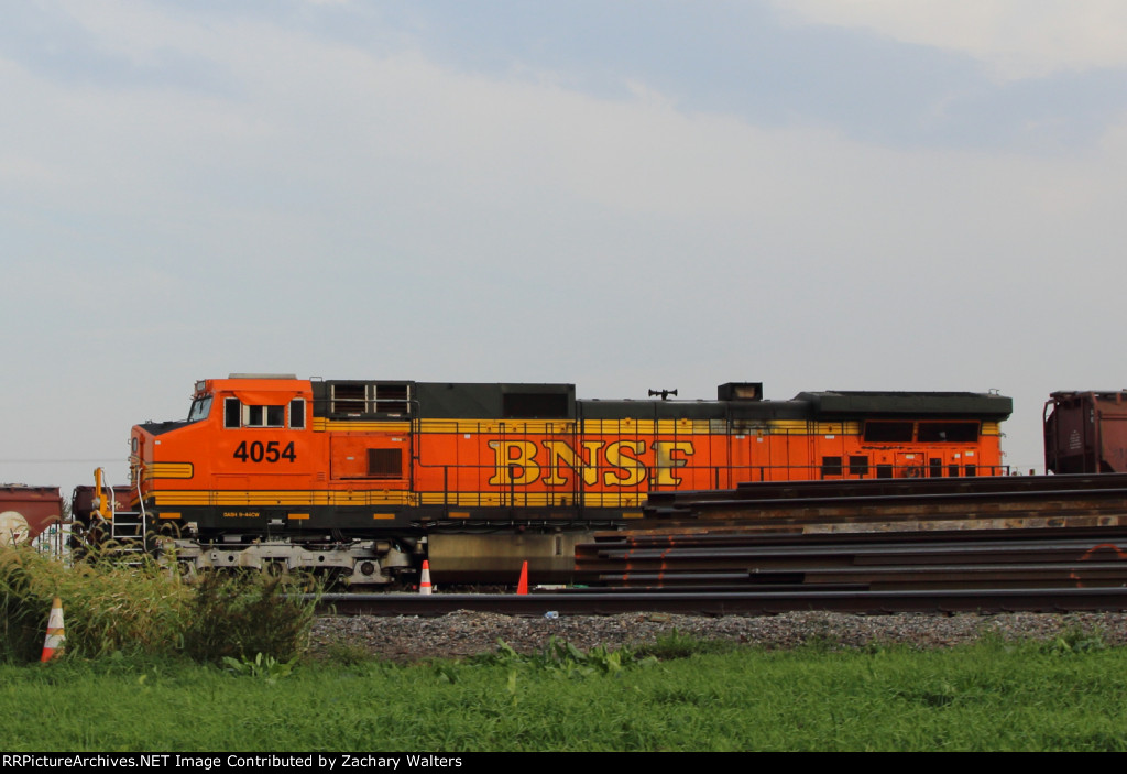 BNSF 4054